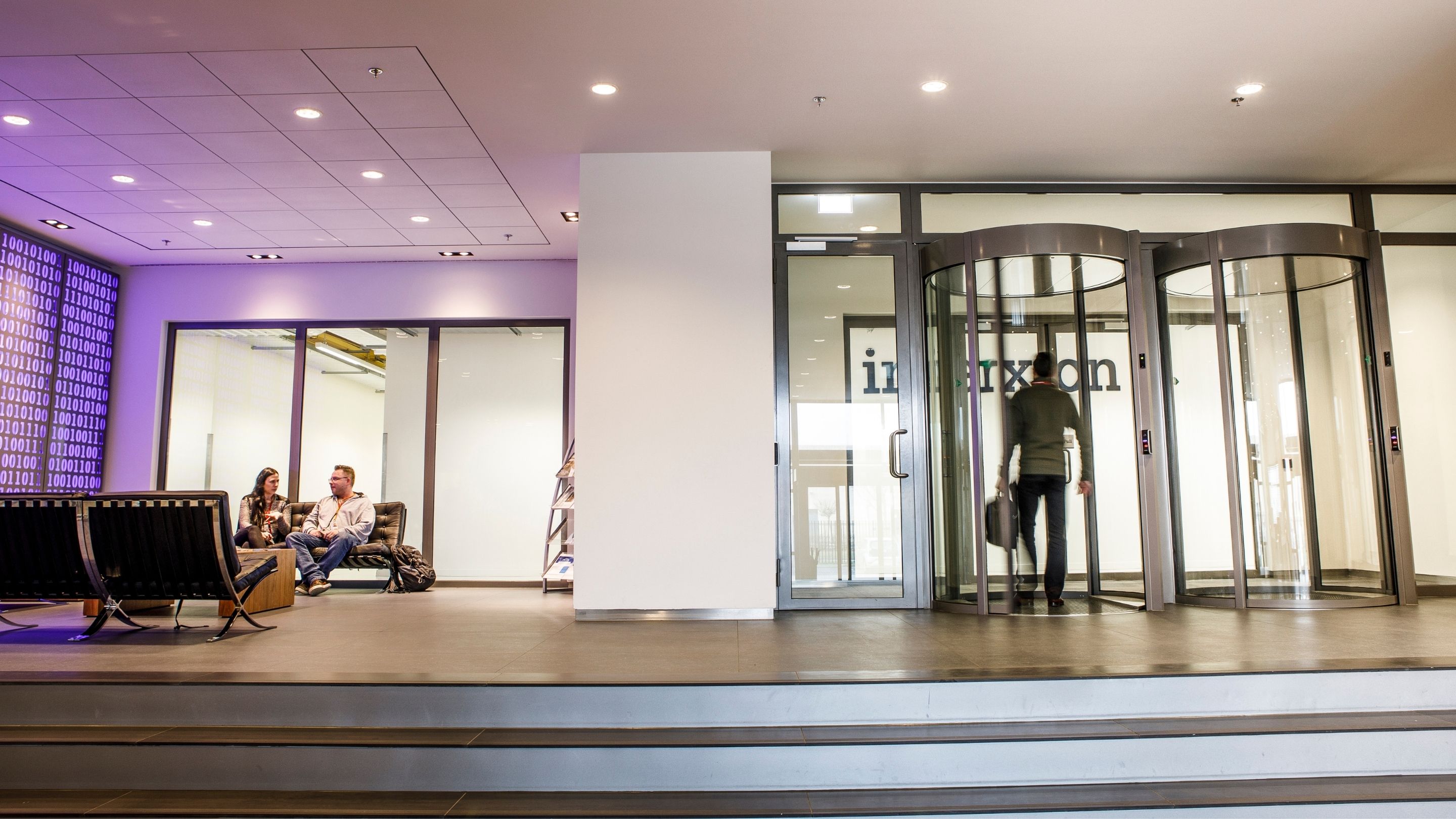 Mantrap Security Doors and Security Portals | Boon Edam