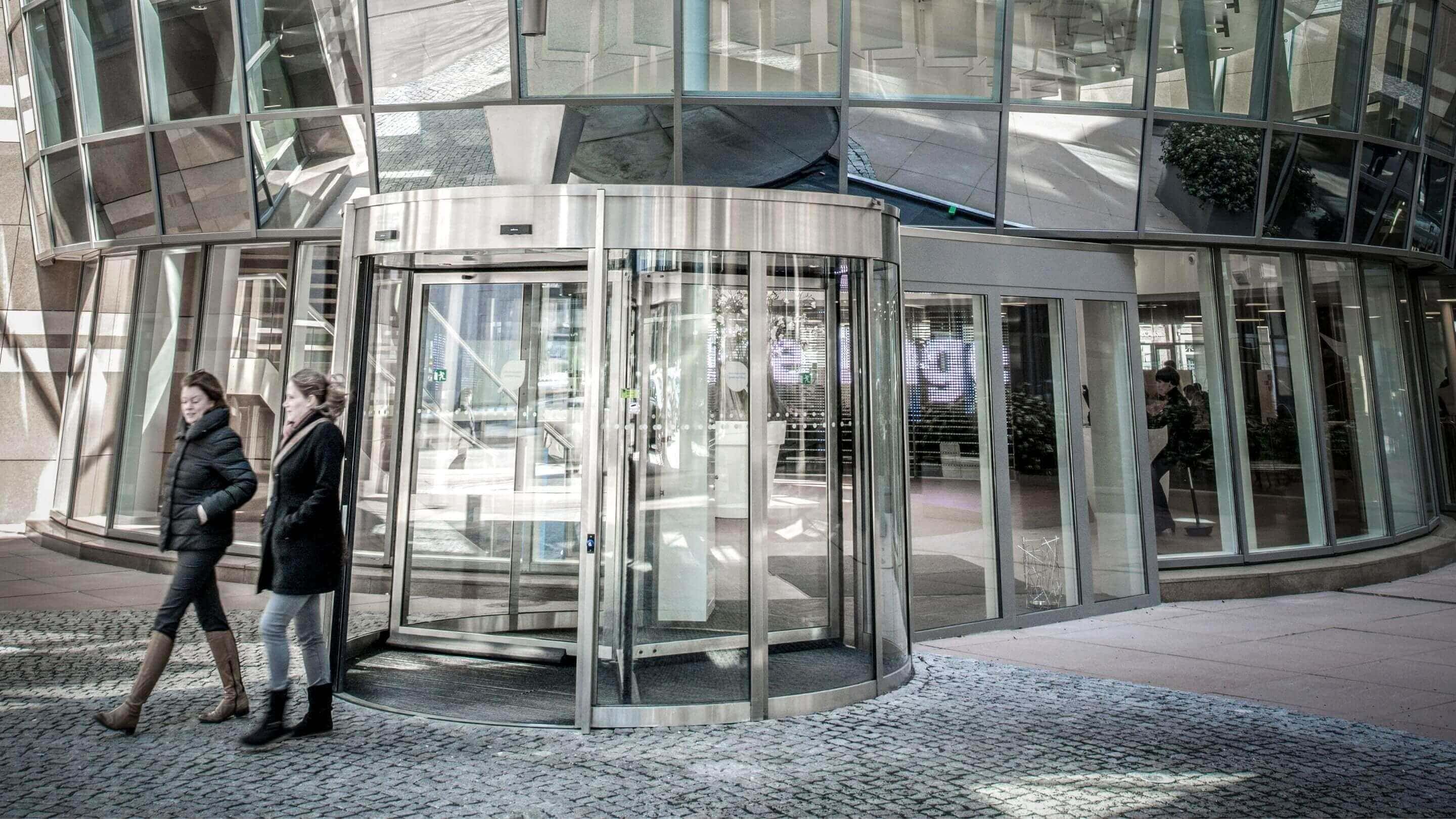 Revolving Doors and Revolving Security Doors | Boon Edam