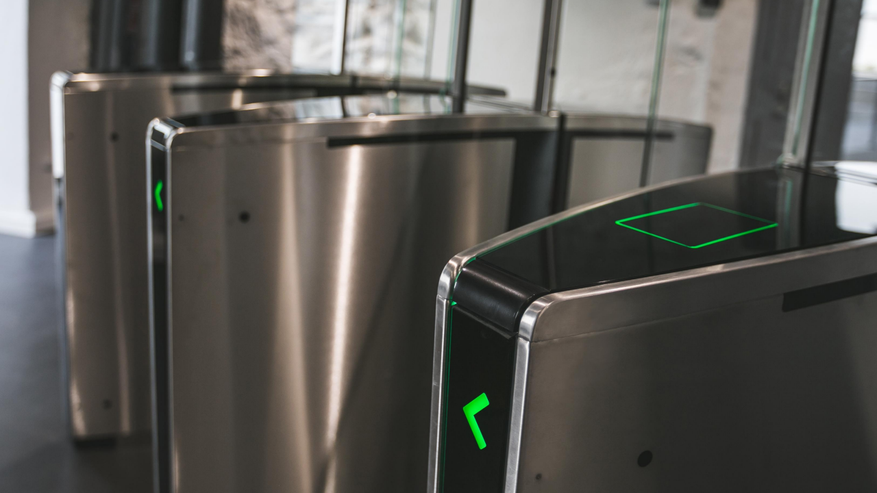 Flap Barrier - Lifeline Speedlane Slide | Boon Edam