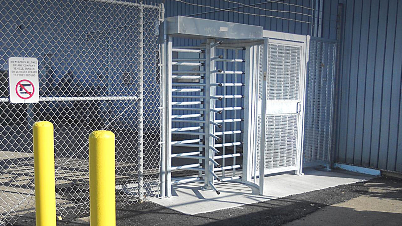 Pedestrian Turnstile Gate - Turnlock 100 | Boon Edam