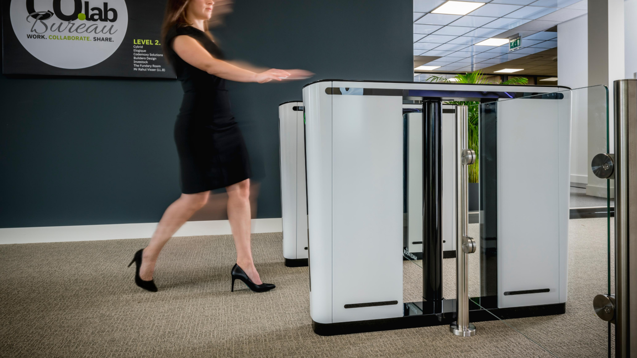 Swing Barrier Gate - Speedlane Compact | Boon Edam
