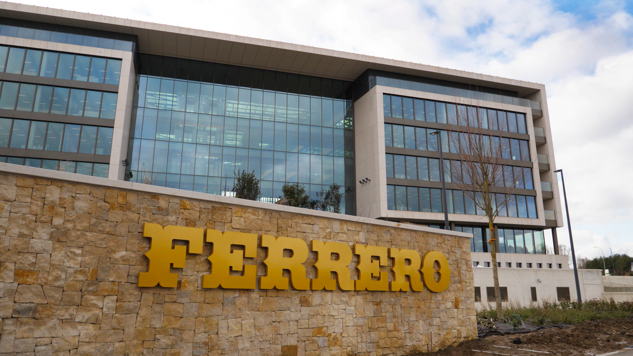 Casa Ferrero Administrative Building Draaideur | Boon Edam