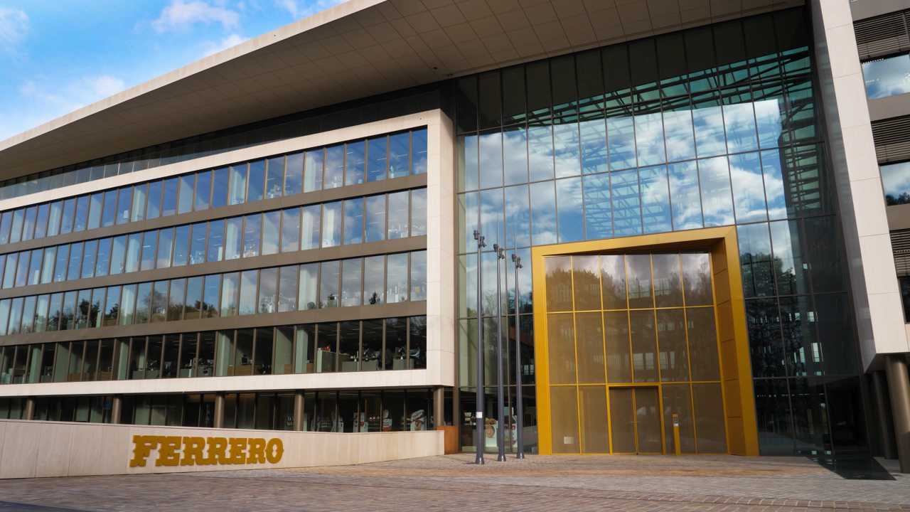 Casa Ferrero Administrative Building Draaideur | Boon Edam