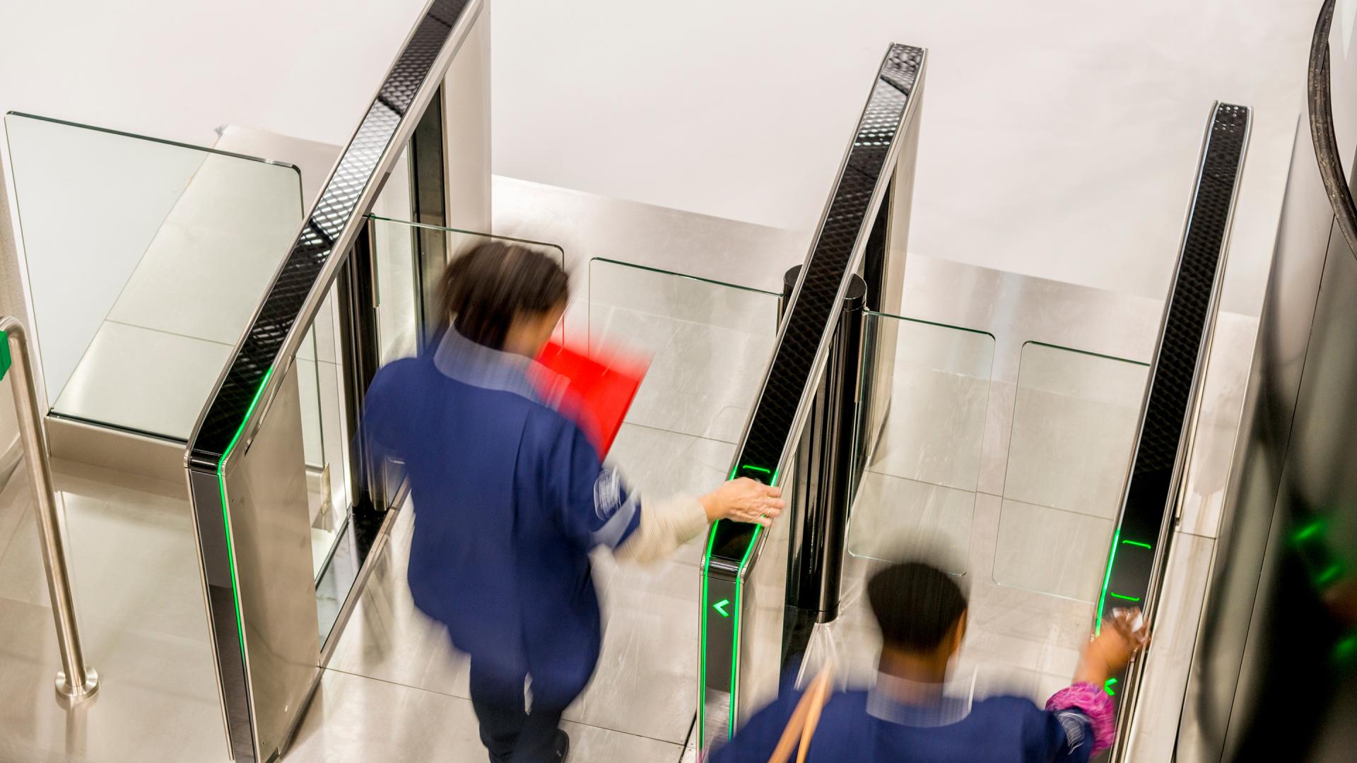 Geavanceerd beveiligingspoortje Lifeline Speedlane Swing | Boon Edam