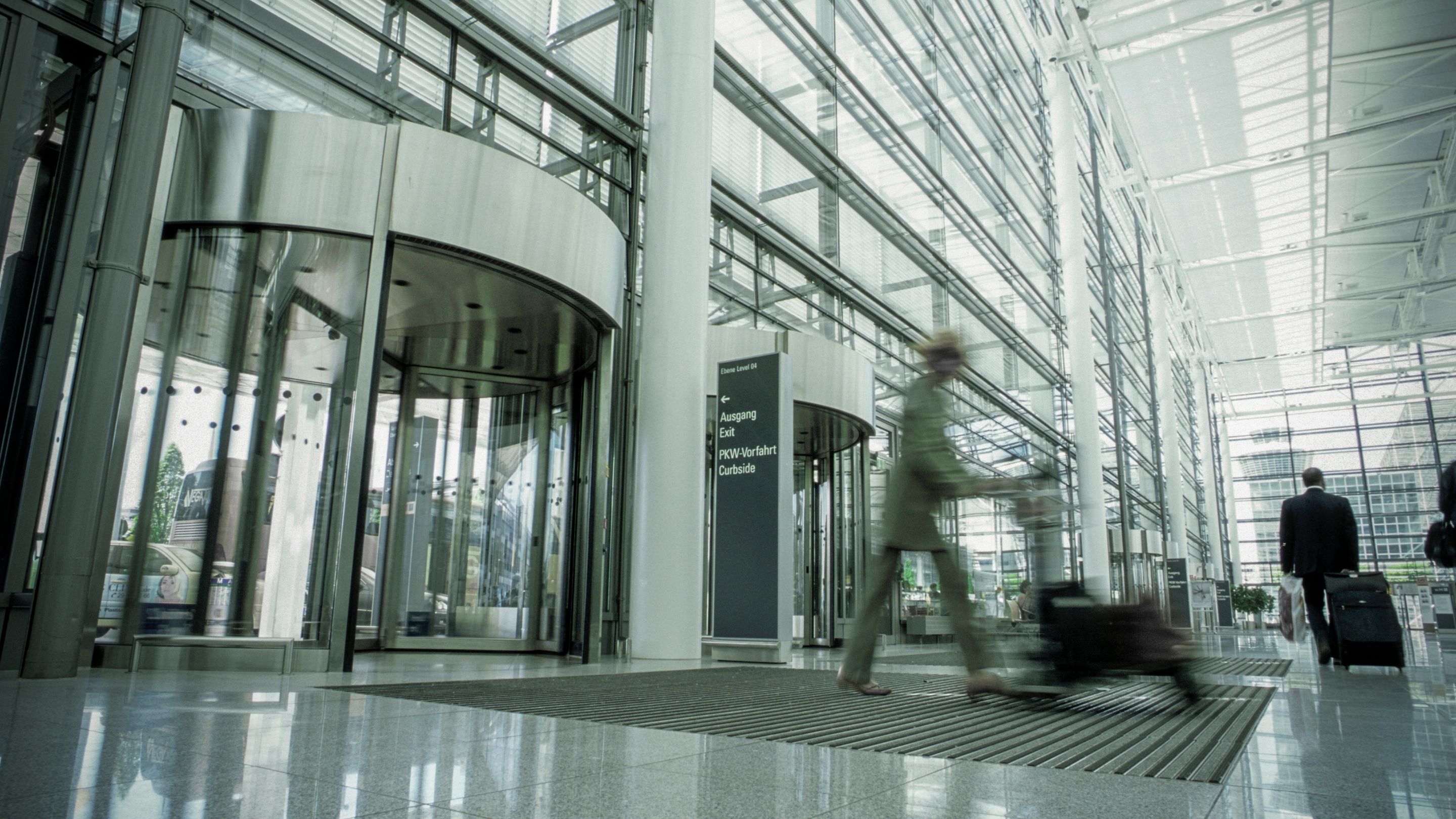 Secure Entrance Systems - Revolving Doors, Security Doors & Speed Gates ...