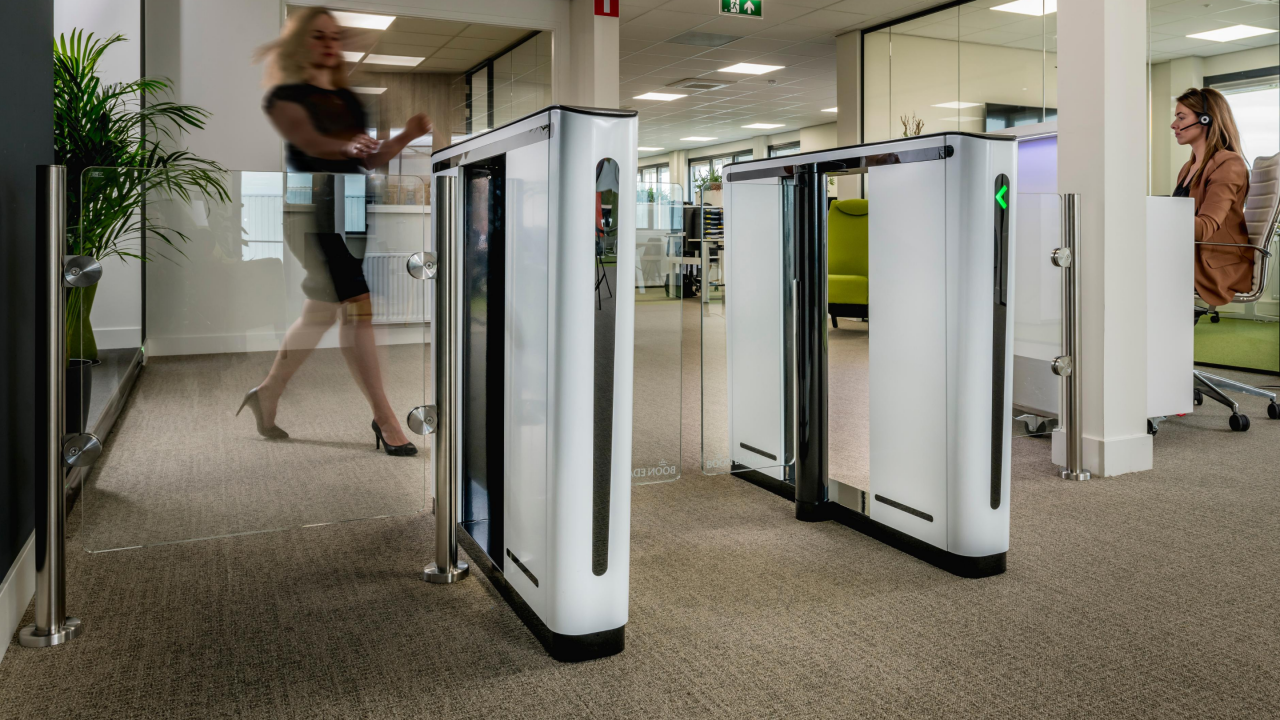 Swing Barrier Gate - Speedlane Compact | Boon Edam UK