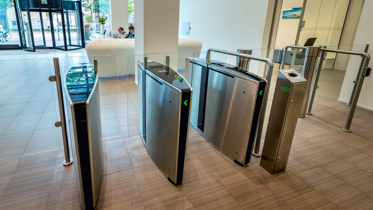 Security Turnstile - Lifeline Speedlane Slide | Boon Edam