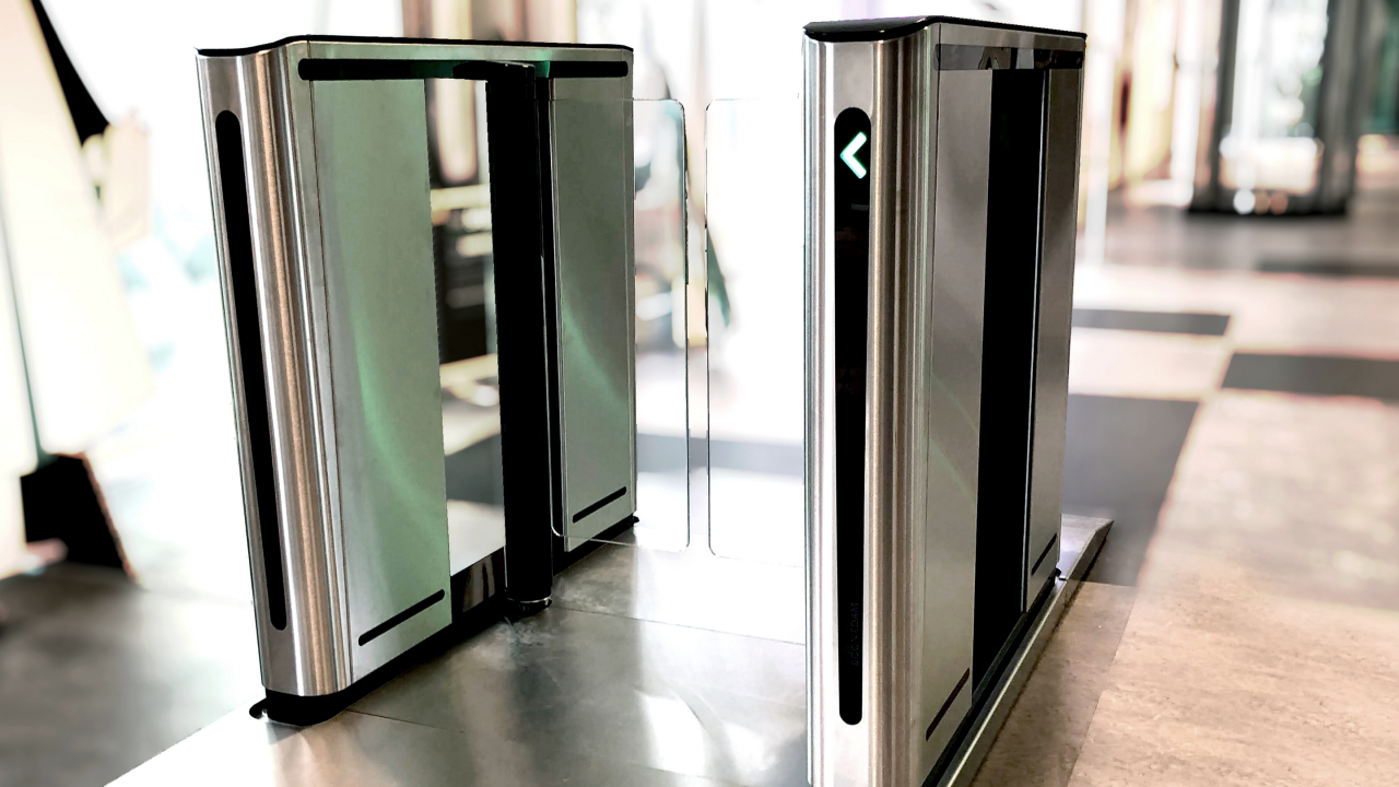 Speedlane Compact Swing Barrier Gate | Boon Edam USA