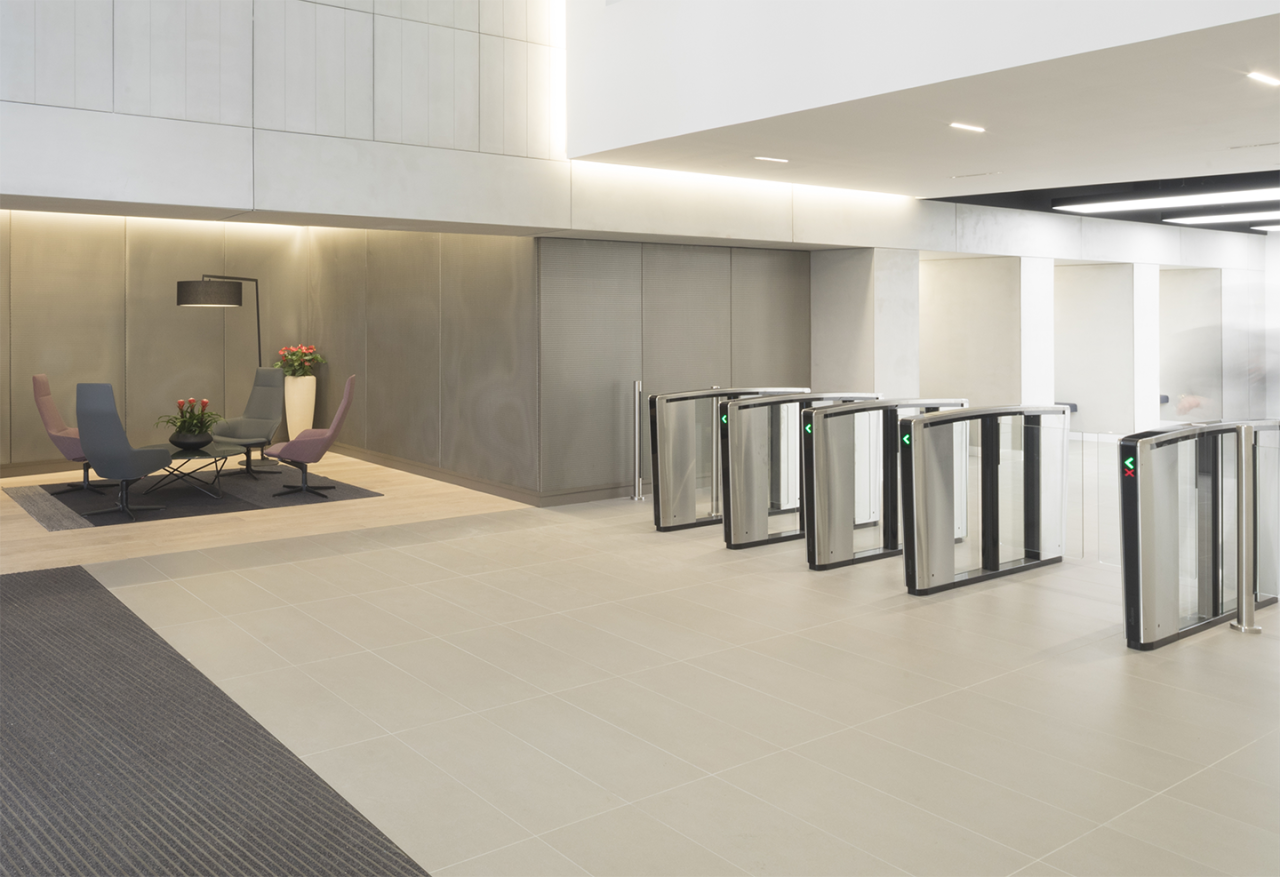 Lifeline Speedlane Swing Optical Turnstile | Boon Edam USA