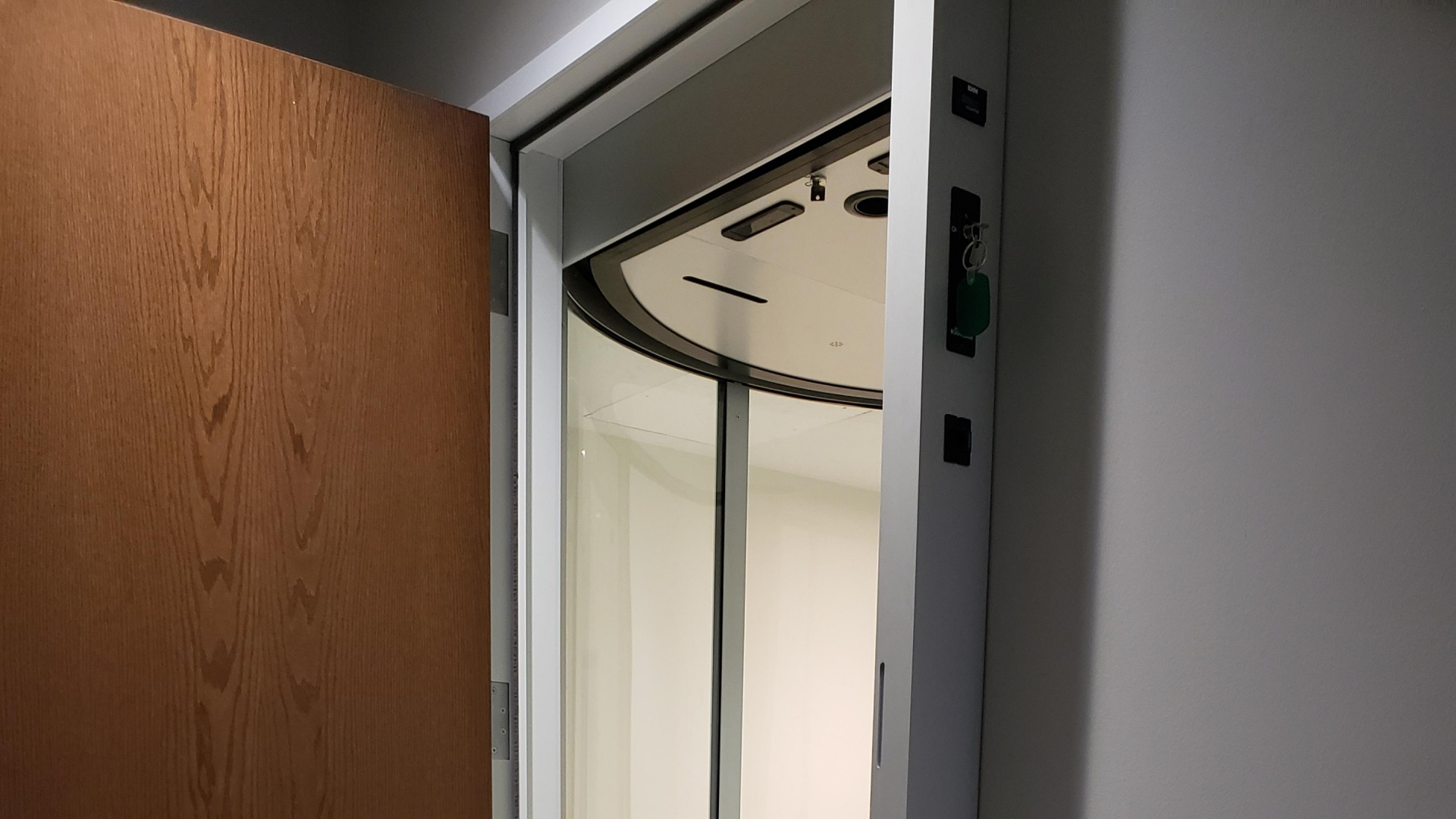 Circlelock Combi Interlocking Half Portal | Boon Edam USA